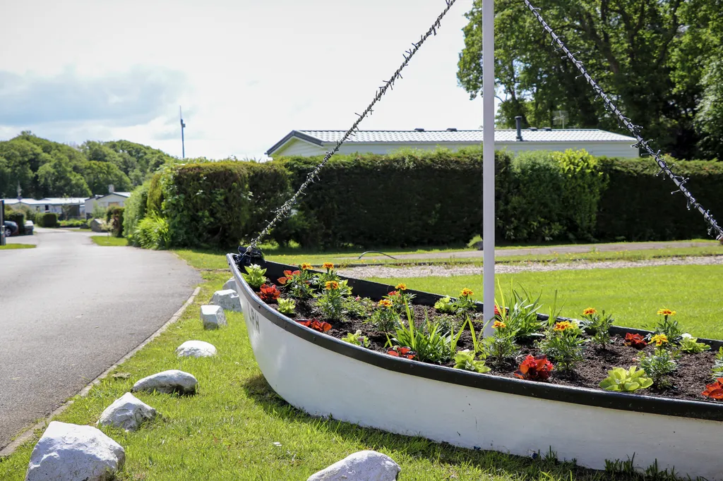 Hendre Caravan Park - CamplinQ