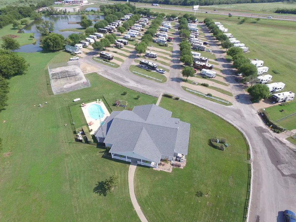 Bluebonnet Ridge RV Park - CamplinQ